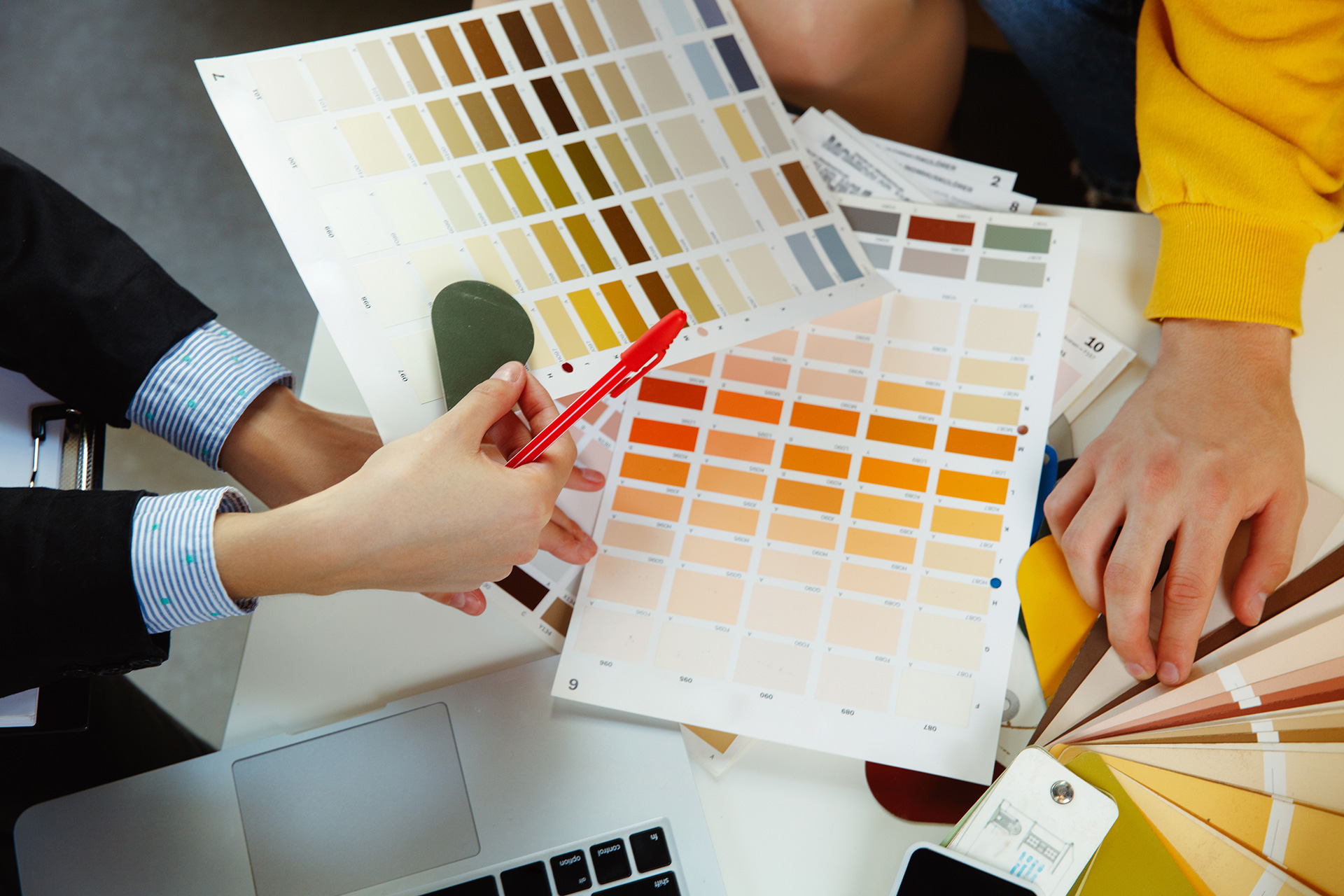 How to Choose the Colour for Your Commercial Building